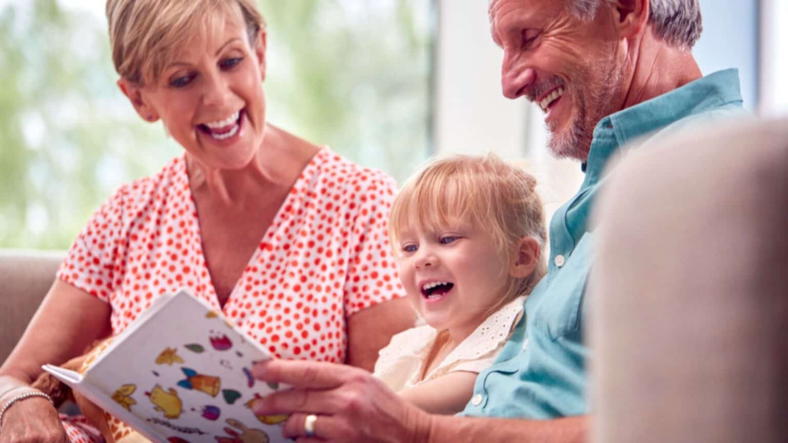 11 Endearing Alternatives to "Grandma" and "Grandpa" - Mom Life