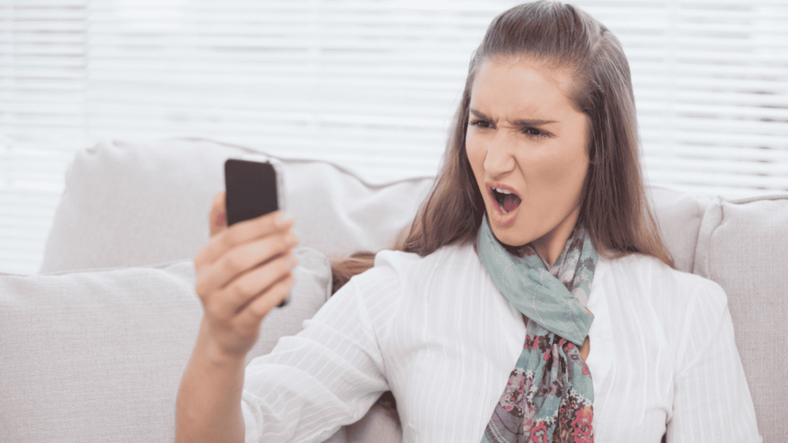 20 Funny ways to Answer the Phone - Mom Life